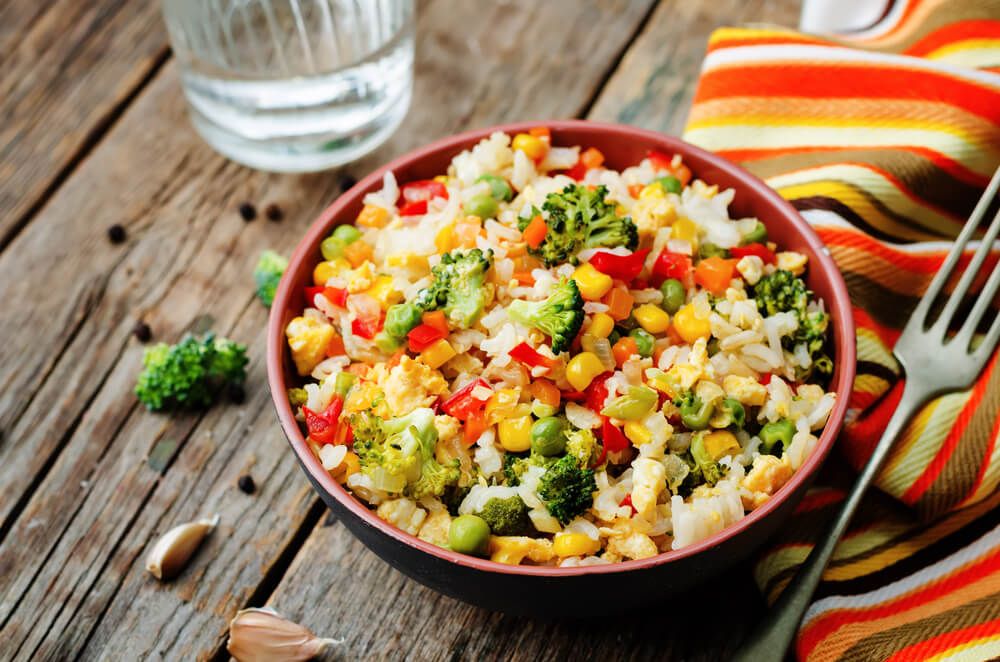 Dania z ryżem - sycące, niskokaloryczne i zdrowe | Proste Historie